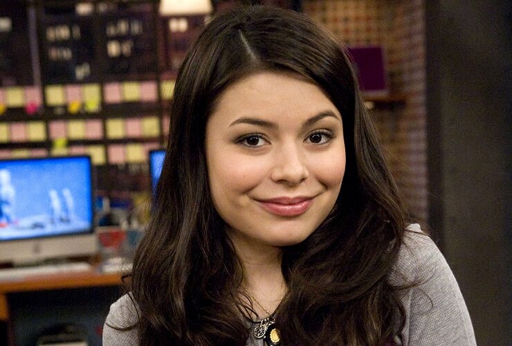 Miranda Cosgrove - Febre Teen