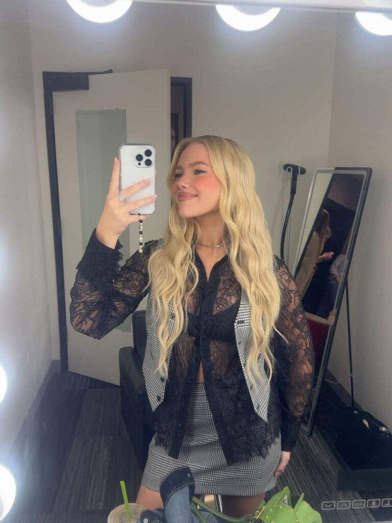 ZOMBIES 4: Malachi Barton e Freya Skye falam sobre Milo Manheim e Meg ...